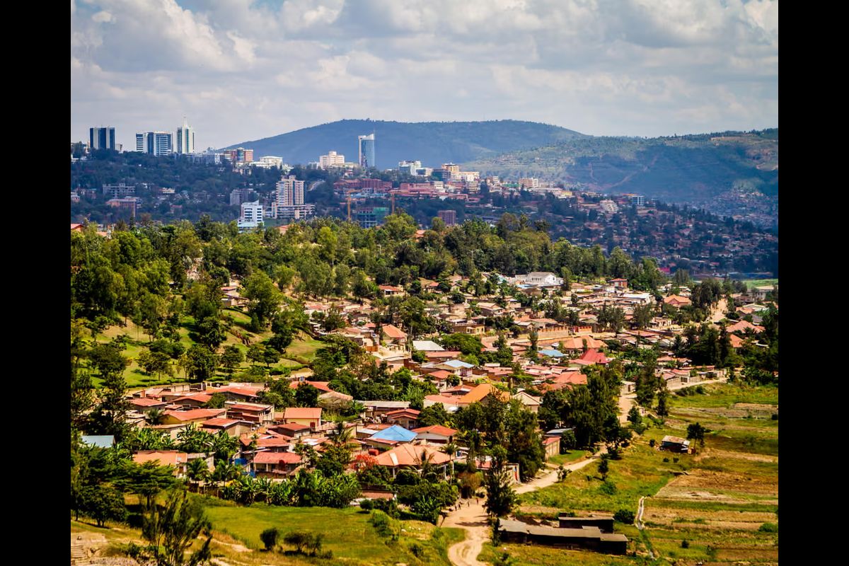 Rwanda agrees to take up to 250 migrants from the US | The Sunrise ...