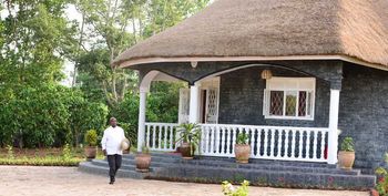 Museveni vows war on corrupt public servants | The Sunrise Newspaper